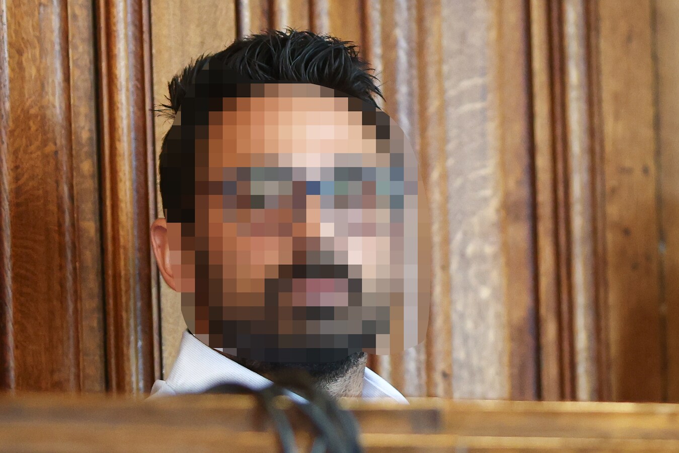 Tué en défendant sa mère: l’accusé prétend avoir été attaqué par le ...