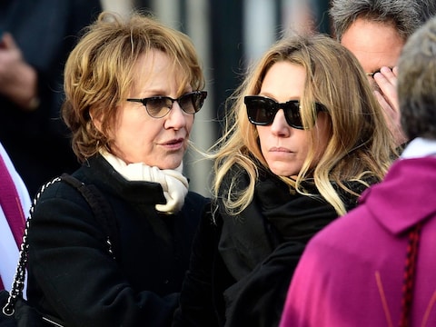 Laura Smet dévoile une chanson en hommage à sa mère Nathalie Baye ...