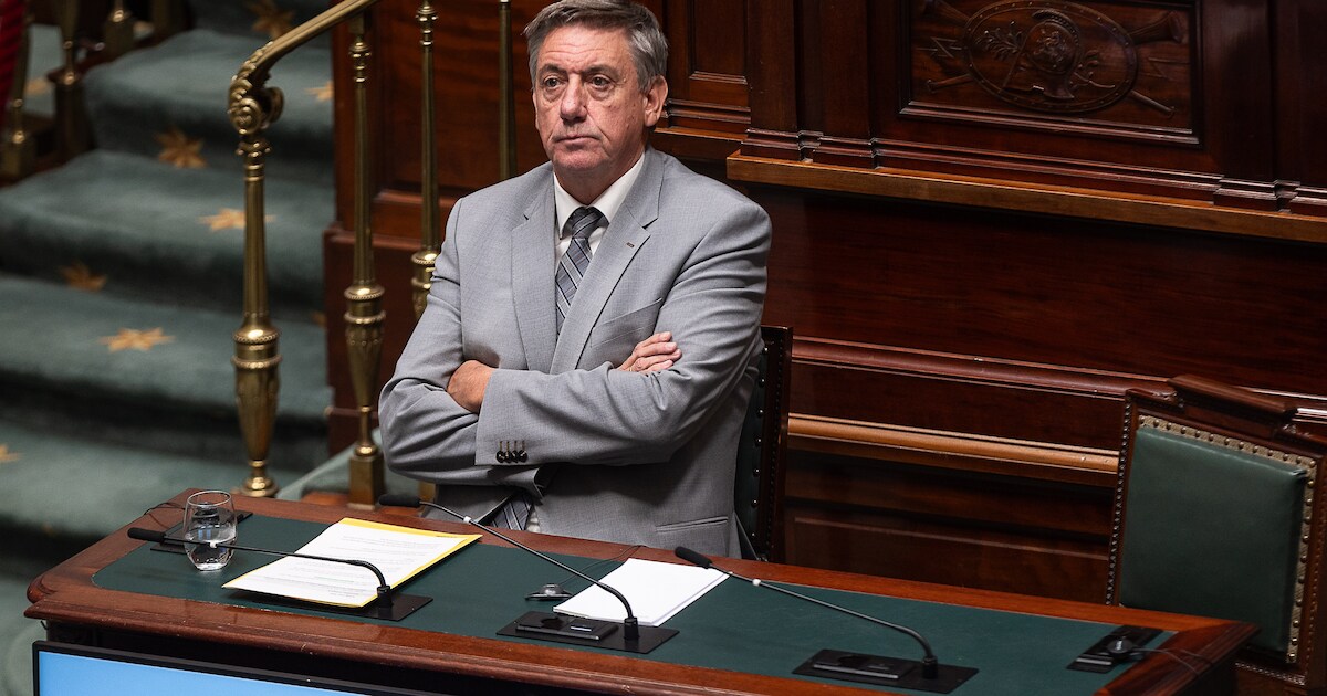 Jan Jambon appelé à reporter la réforme des pensions: “C’est le seul à ...