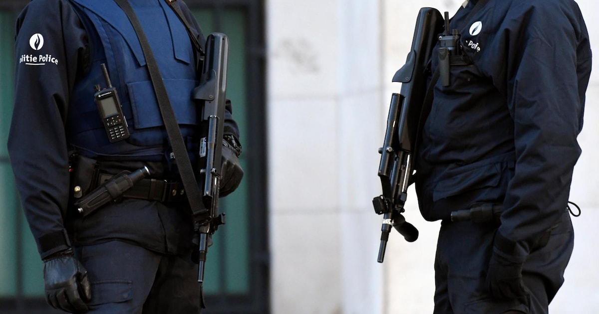 Le chef de l’office anticorruption de la police fédérale perquisitionné ...