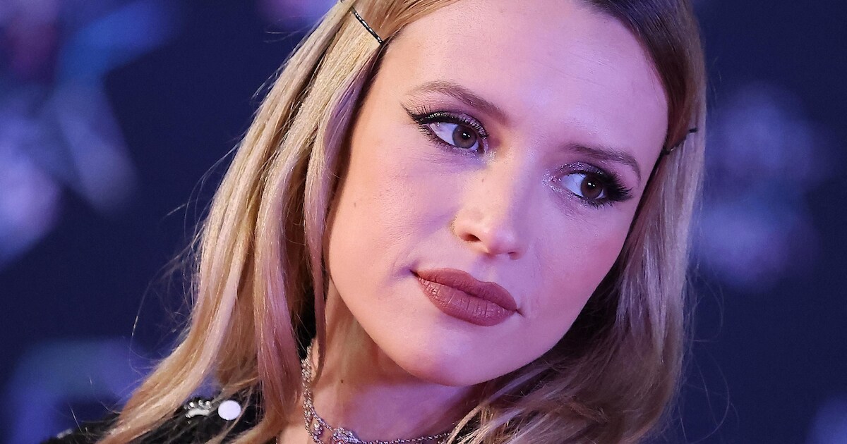 “Ma vision du couple a changé”: Angèle se confie comme rarement sur sa ...