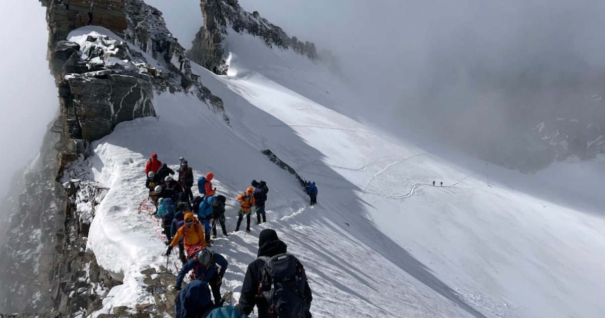 Trois alpinistes retrouvés morts à 3.600 mètres sur le Grand Paradis ...