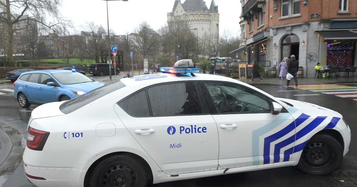 Une explosion de feux d’artifice endommage des véhicules à Saint-Gilles ...