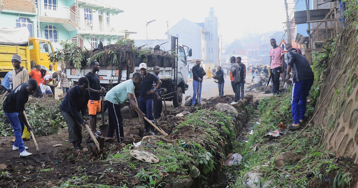 Violences en RDC: le M23 réquisitionne les habitants de Bukavu pour ...