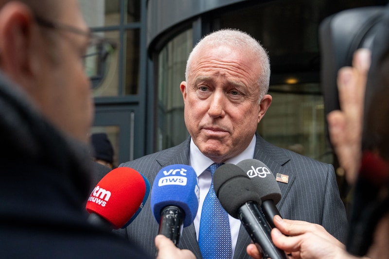 Bill White renonce à interdire Conner Rousseau d’entrer aux États-Unis ...