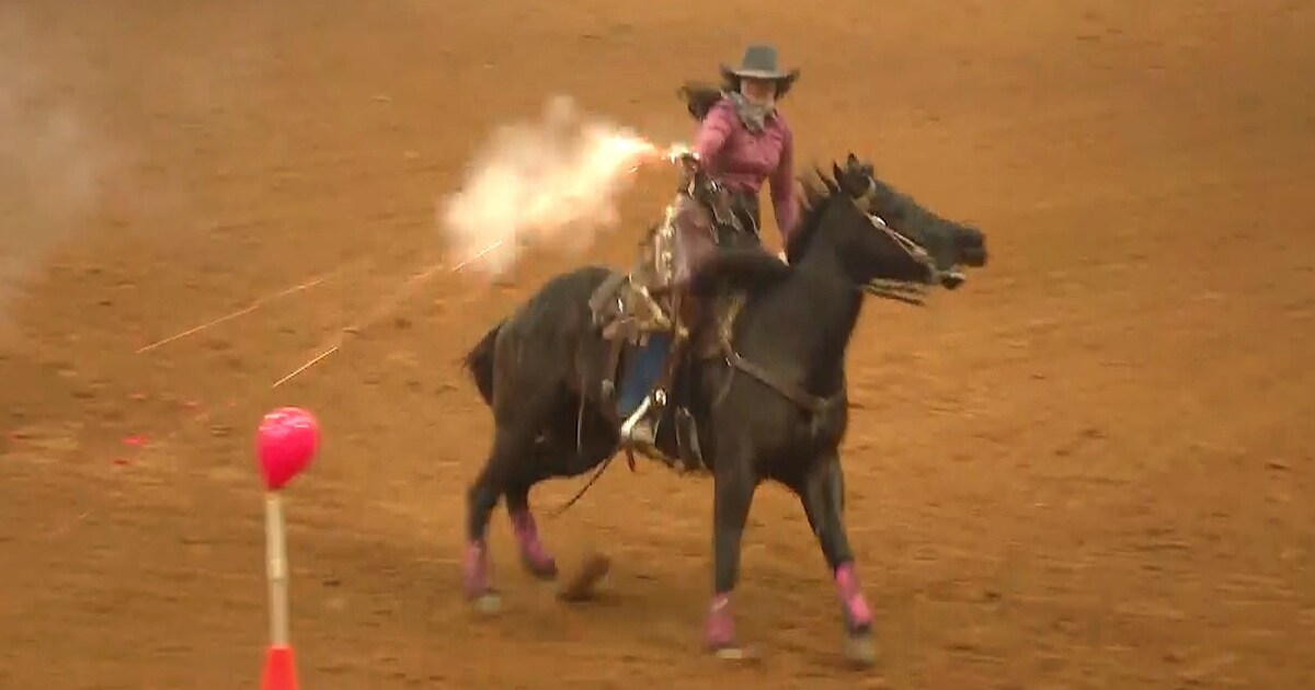 Rapidité, tir à cheval: les cow-boys montrent leur talent au Texas ...