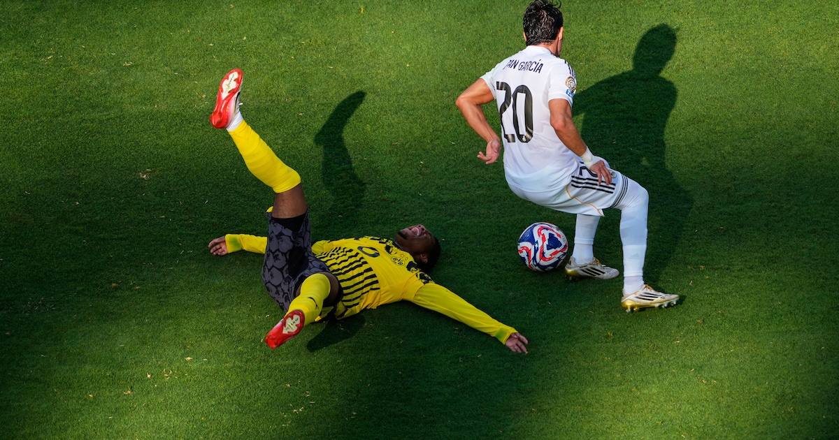 Catastrophe pour Duranville: le Diable rouge pourrait être absent plusieurs mois | 7sur7.be