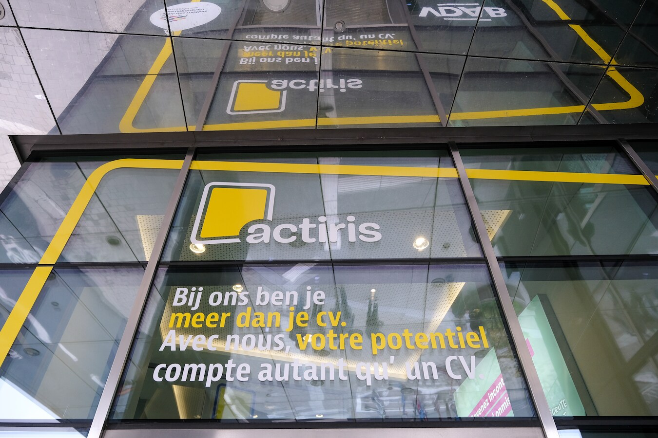 Actiris contrôle de moins en moins la disponibilité des demandeurs d’emploi bruxellois: “L ...