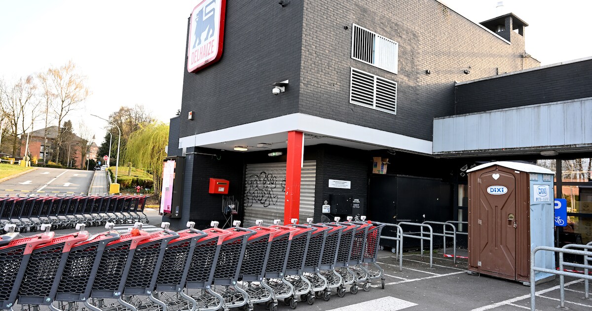 Des enseignes Delhaize taguées à Bruxelles, une vingtaine de magasins ...