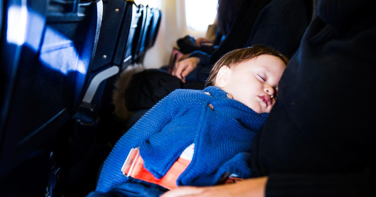 Les bébés ne voyageront plus gratuitement avec Ryanair | 7sur7.be