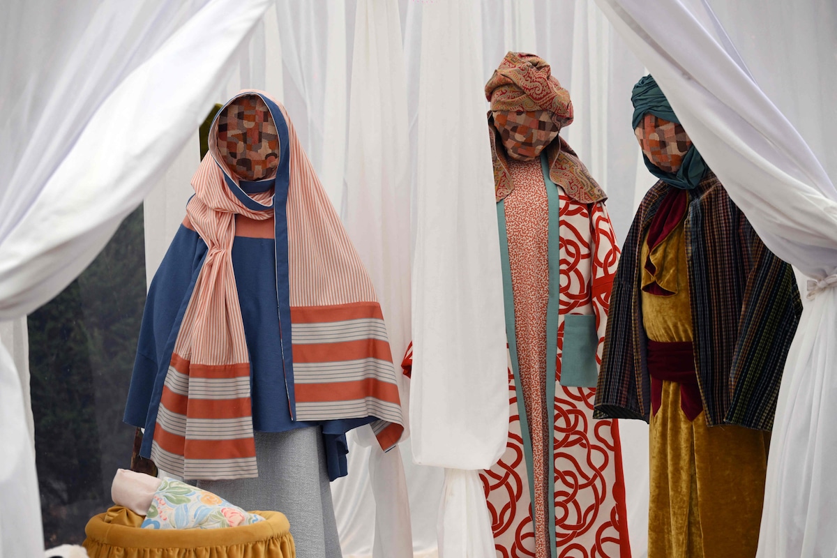 Crèche de la Grand-Place de Bruxelles: la tête du petit Jésus a été ...
