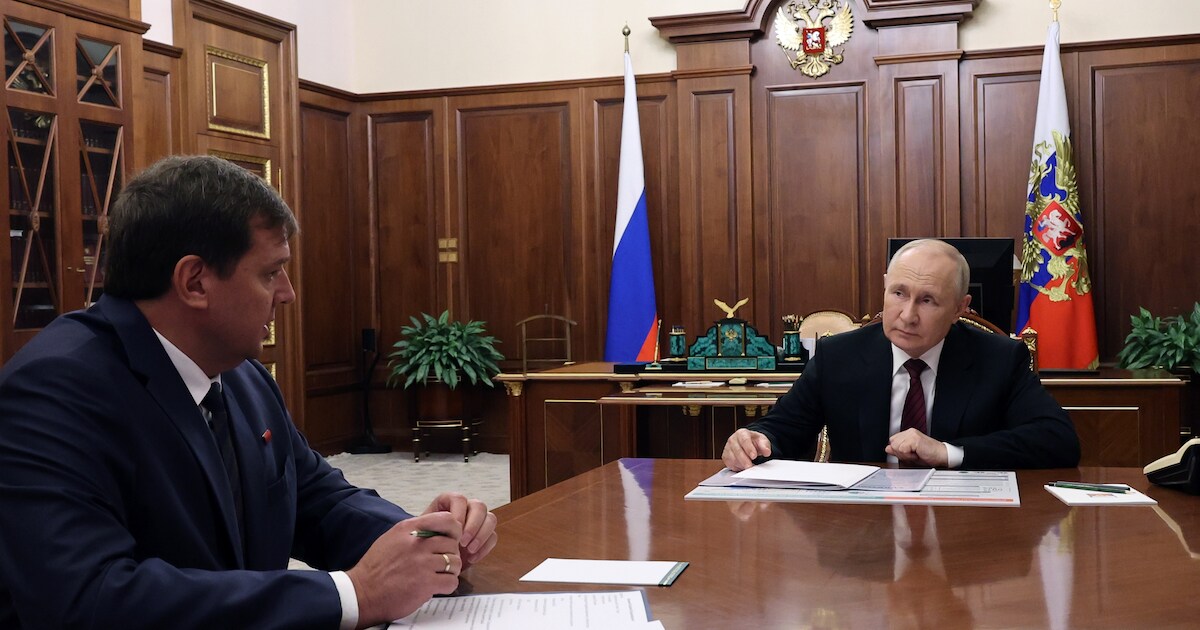 Poutine rencontre les dirigeants des régions annexées de Lougansk et ...