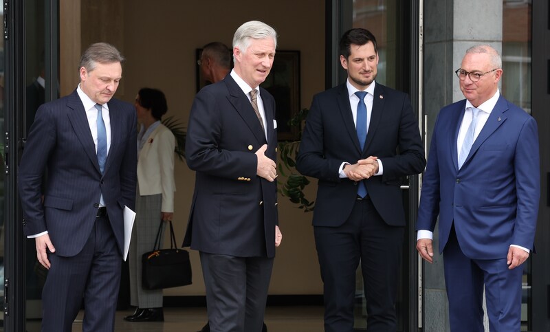 Dolimont affirme “échanger beaucoup avec le Roi” afin de redynamiser la ...