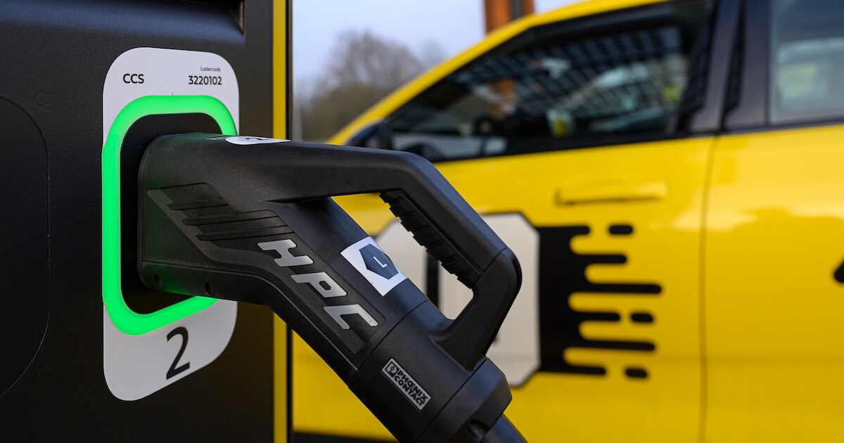 Des bornes de recharge rapide sur les parkings de Decathlon | 7sur7.be