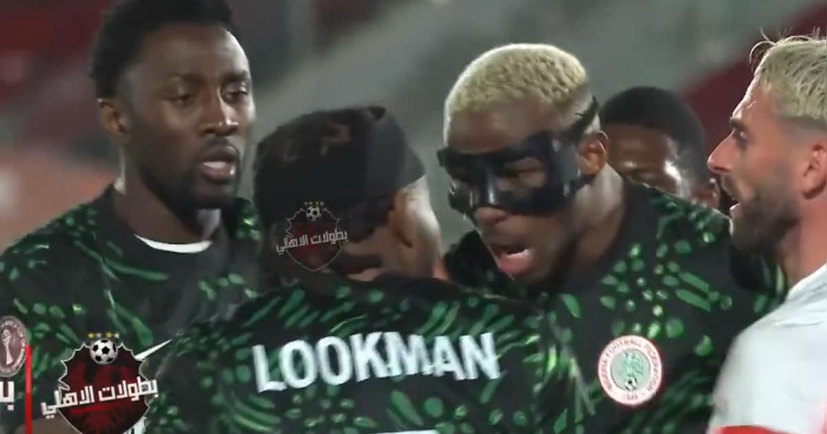 Ca a chauffé entre Osimhen et Lookman, malgré la qualification très ...