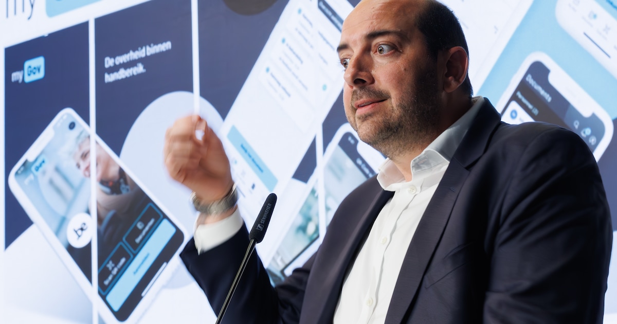 Le salaire de Mathieu Michel détourné | 7sur7.be