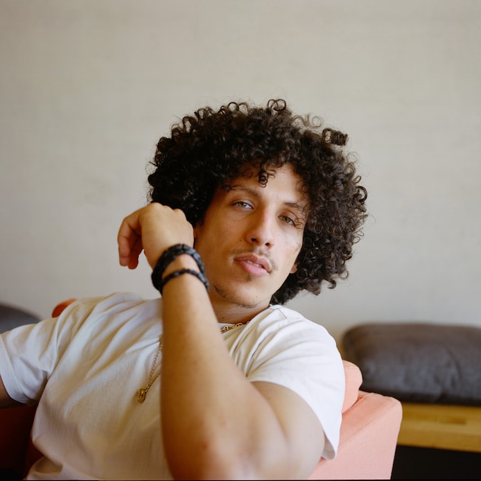 10 choses à savoir sur Rilès, le nouveau phénomène du rap | Musique ...