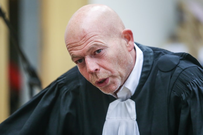 Surnommé le “Batman du parquet”: qui est Julien Moinil, le procureur du ...