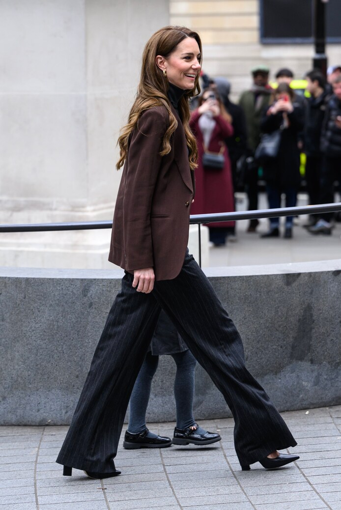 Finie la communication sur les tenues de la princesse Kate? Le palais ...