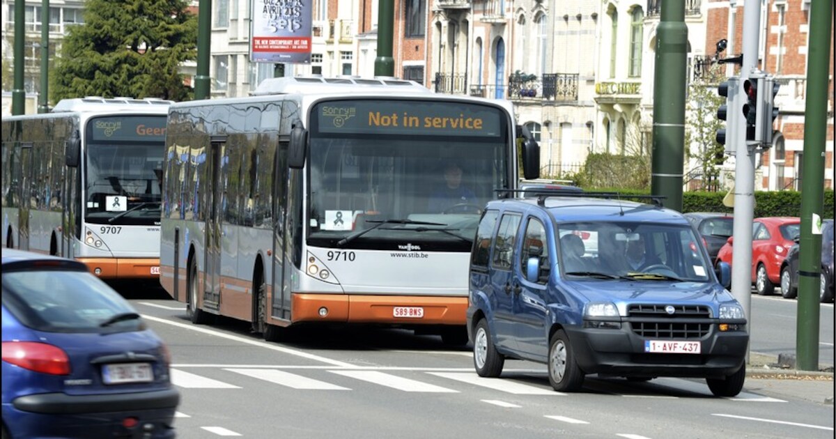 Touring veut ouvrir les bandes de bus à la circulation | Belgique ...