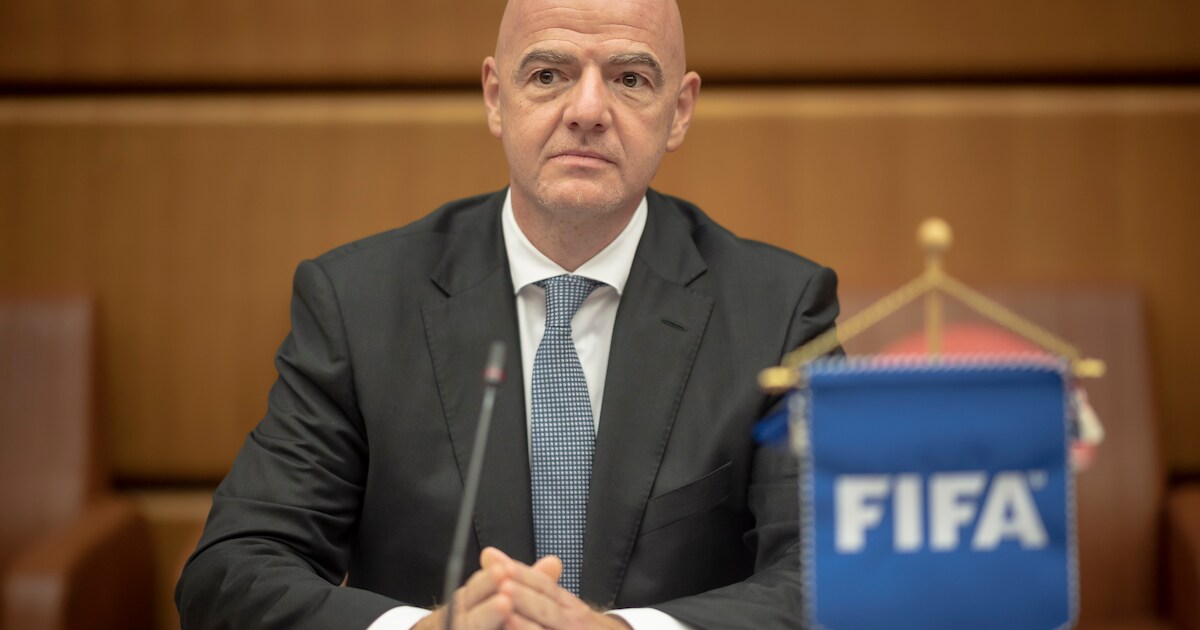 La FIFA va initier un dialogue entre les “acteurs clés du football” sur ...