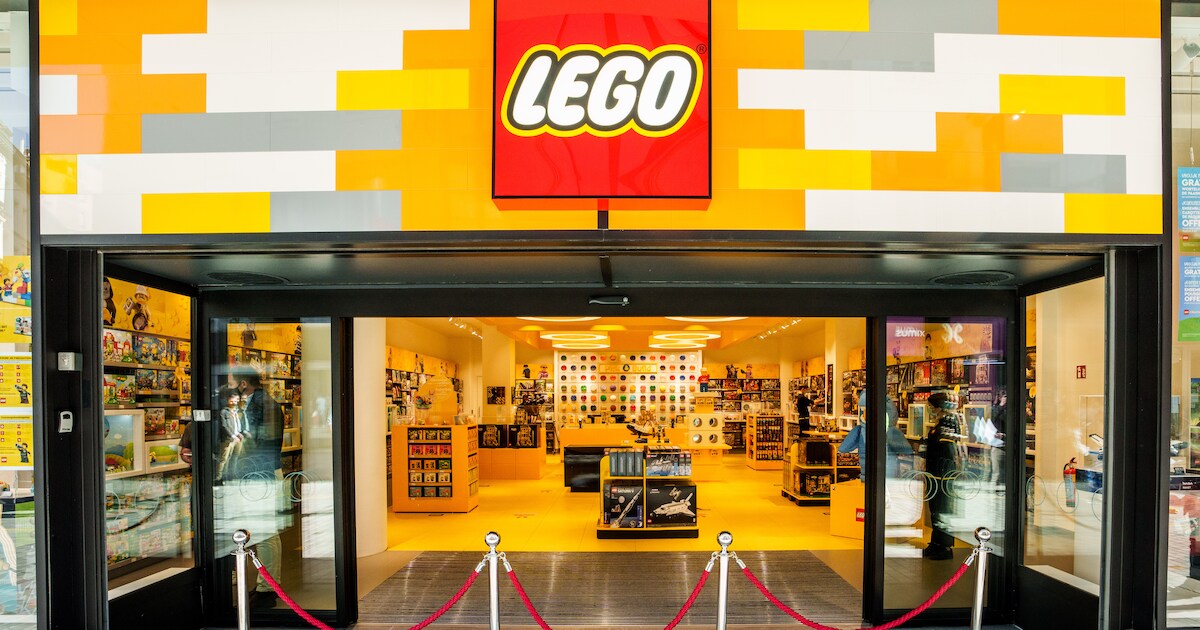 Le plus grand Lego Store de Belgique ouvre ses portes à la rue Neuve ...