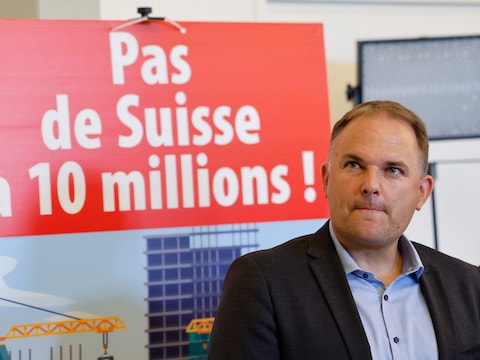 Les Suisses rejettent l’initiative anti-immigration, selon les ...