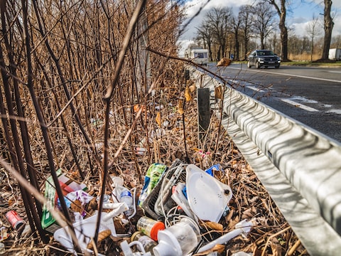 "Stop aux déchets": près de 726 tonnes de détritus ramassés sur les ...