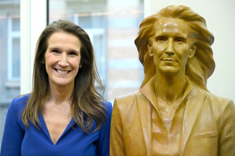 Un buste de Sophie Wilmès inauguré à la Chambre: “Vous avez marqué l ...