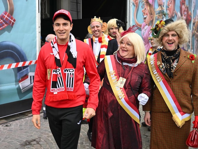 Alost retrouve son carnaval et son cortège satirique, De Croo et ...