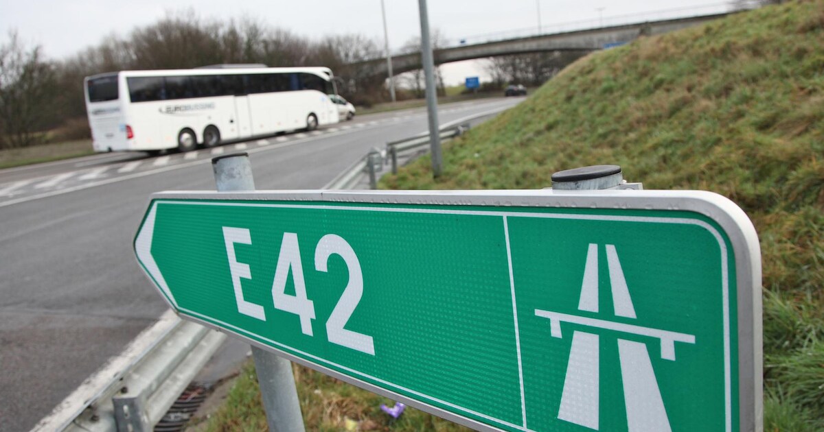 Fermeture de l'autoroute E42 à Verlaine | 7sur7.be