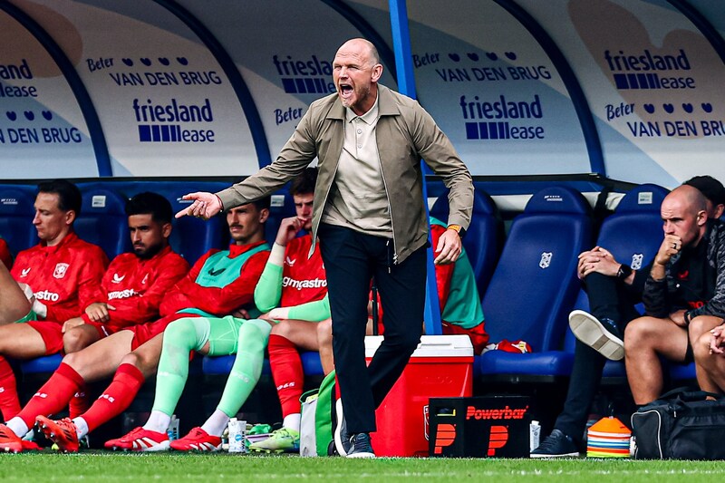 Officiel: Joseph Oosting est le nouveau coach de l’Antwerp | 7sur7.be