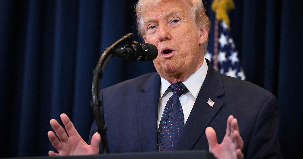 Donald Trump, prêt à frapper “plus fort”, parle d’une guerre “bientôt ...