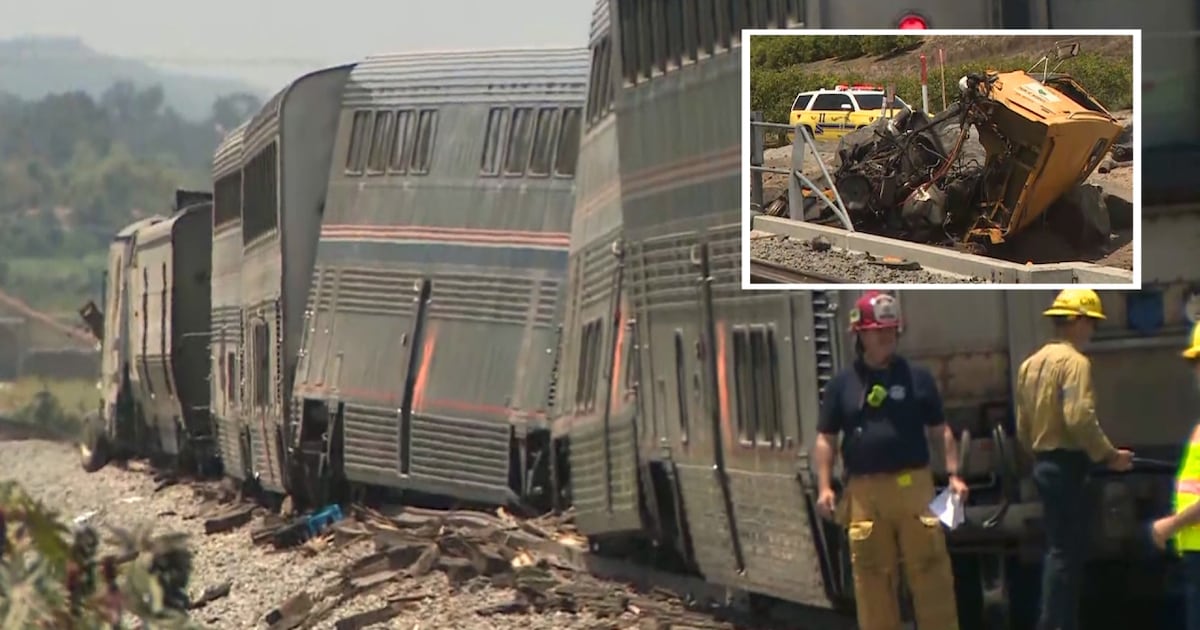 Collision entre un train et un camion en Californie, au moins 16 blessés | Monde | 7sur7.be