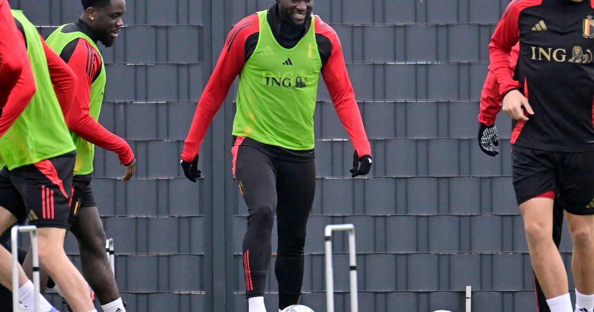 Un Lukaku tout sourire et deux absents à l’entraînement des Diables ...