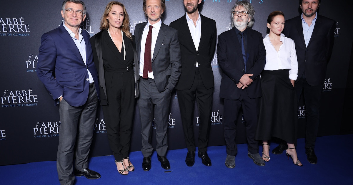 L’équipe du biopic sur l’abbé Pierre réagit aux accusations qui pèsent ...