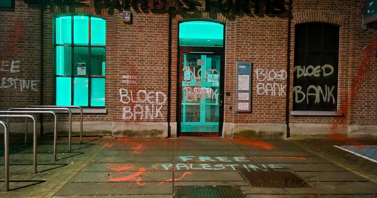 “Banque du sang” : des activistes pro-palestiniens dégradent une agence ...