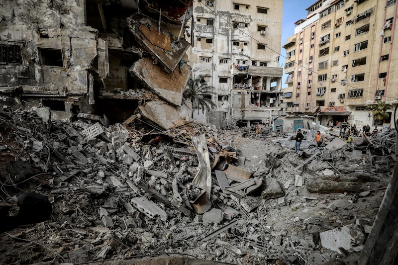 28 morts dans des frappes israéliennes à Gaza, selon la Défense civile ...