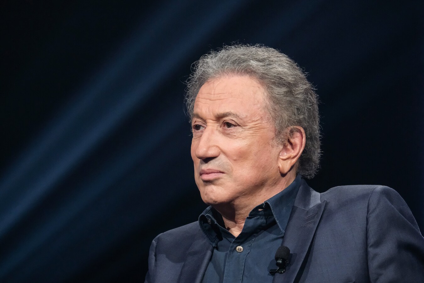 Michel Drucker donne des nouvelles de Dave, victime d’une lourde chute ...