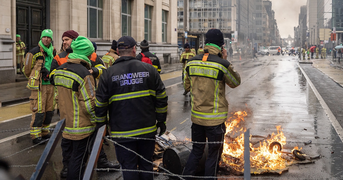 Les pompiers redescendent dans la rue pour manifester | 7sur7.be