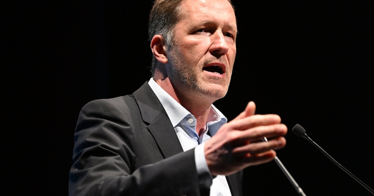 Paul Magnette annonce que le PS ne votera pas la loi anti-casseurs ...