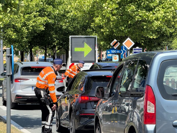 Knokke adapte son plan chaleur et dénonce des commentaires racistes ...