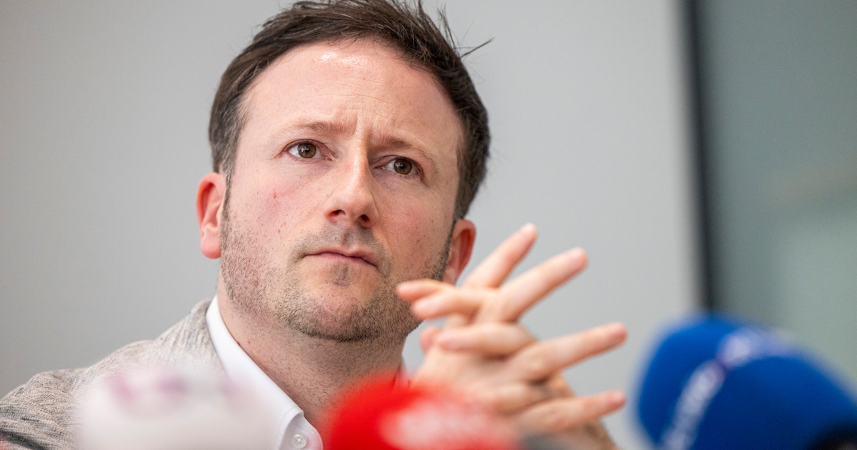 Surnommé le “Batman du parquet”: qui est Julien Moinil, le procureur du ...