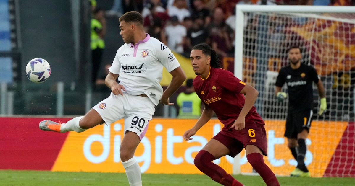 Gestes acrobatiques et demi-volée sur la barre: le presque show de ...