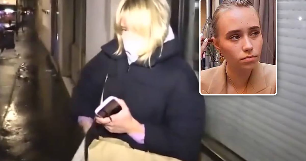 Un journaliste ukrainien interpelle la fille présumée de Poutine à ...