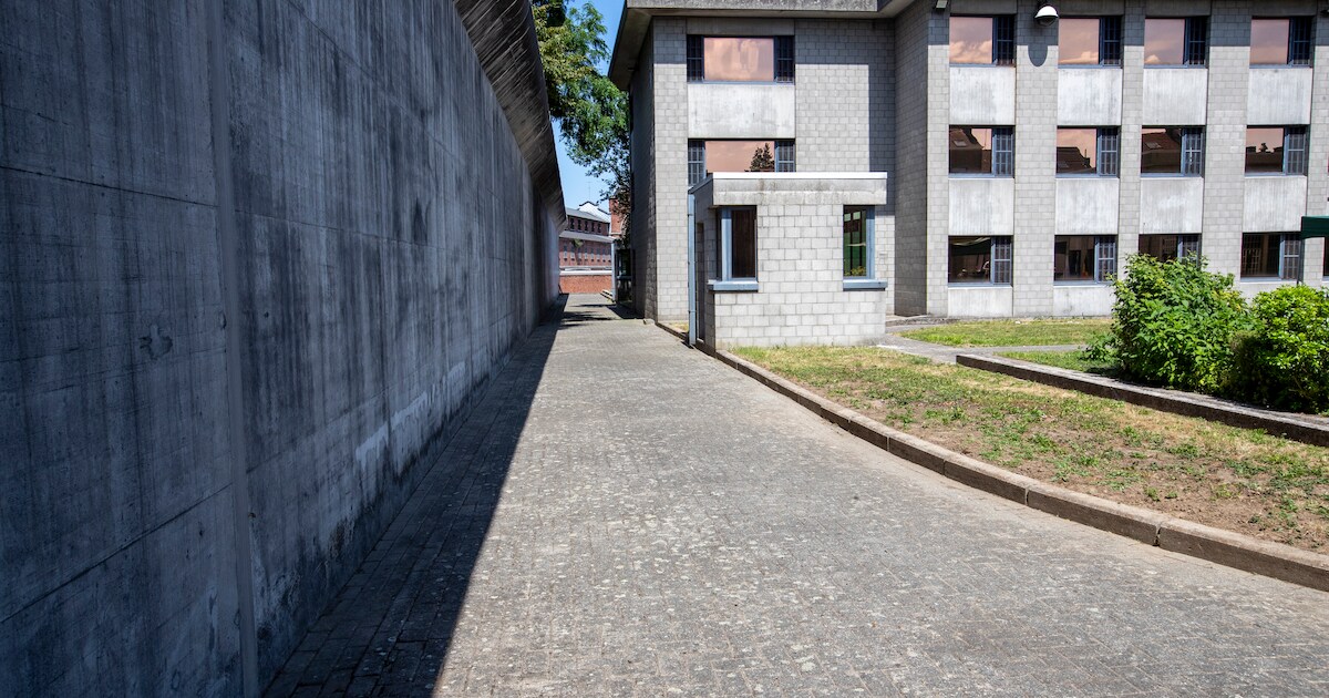 Avocats.be fait saisir la prison de Forest en réaction à la ...