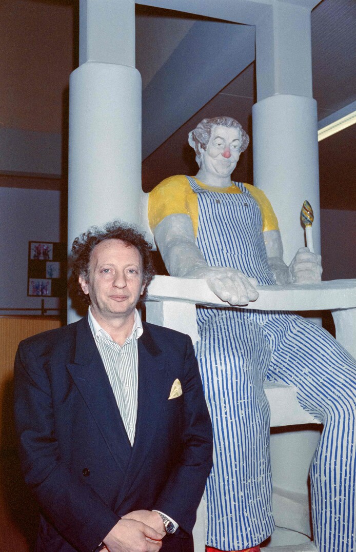 Il a lancé Claude François, Coluche et Les Inconnus: qui était Paul ...