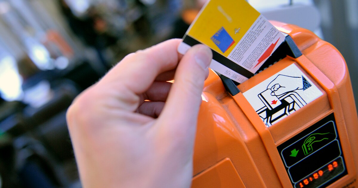 La Stib recycle ses vieux oblitérateurs en objet de déco “vintage ...