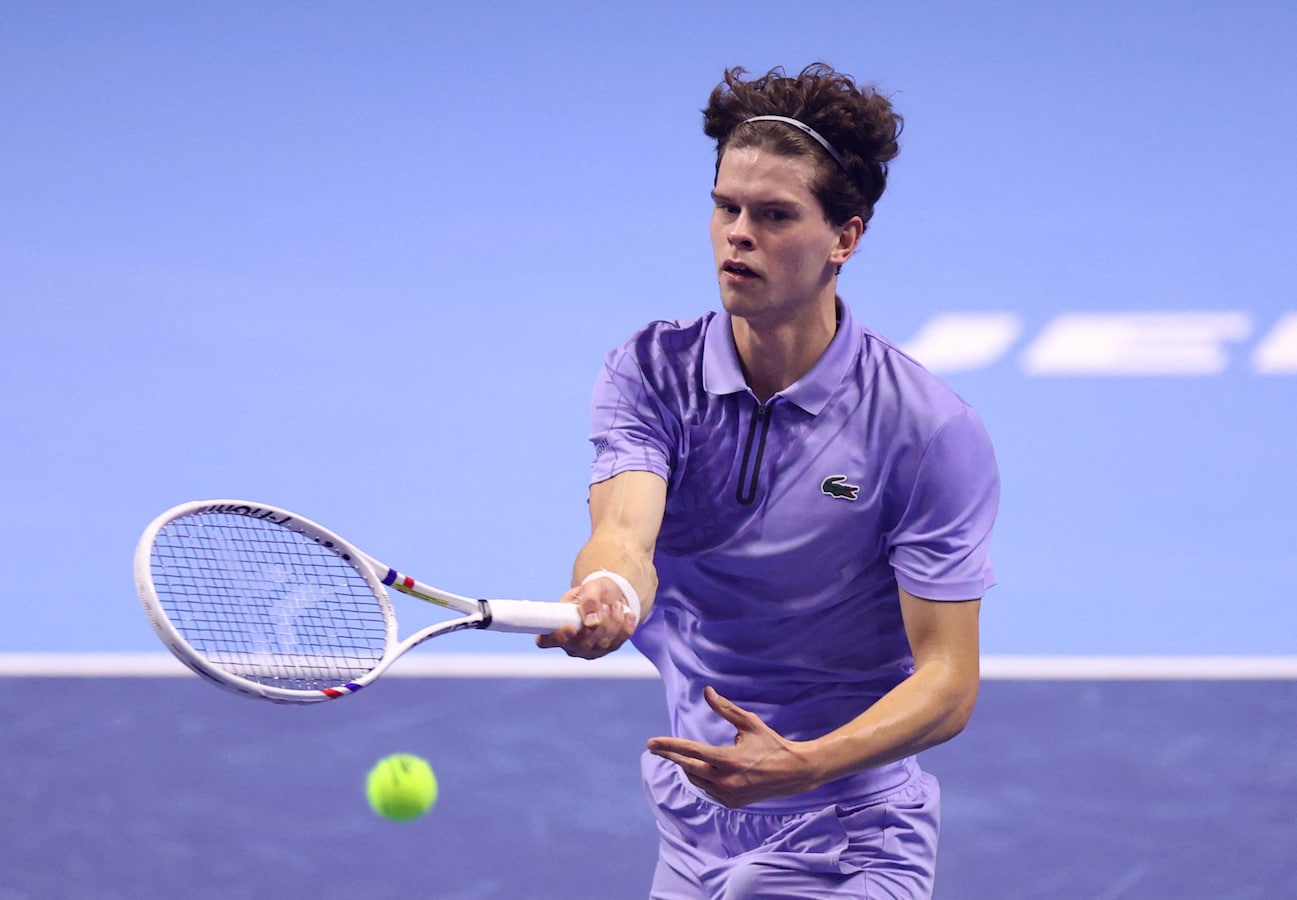 “Il était trop fort”: fin du rêve pour Alexander Blockx, battu en ...