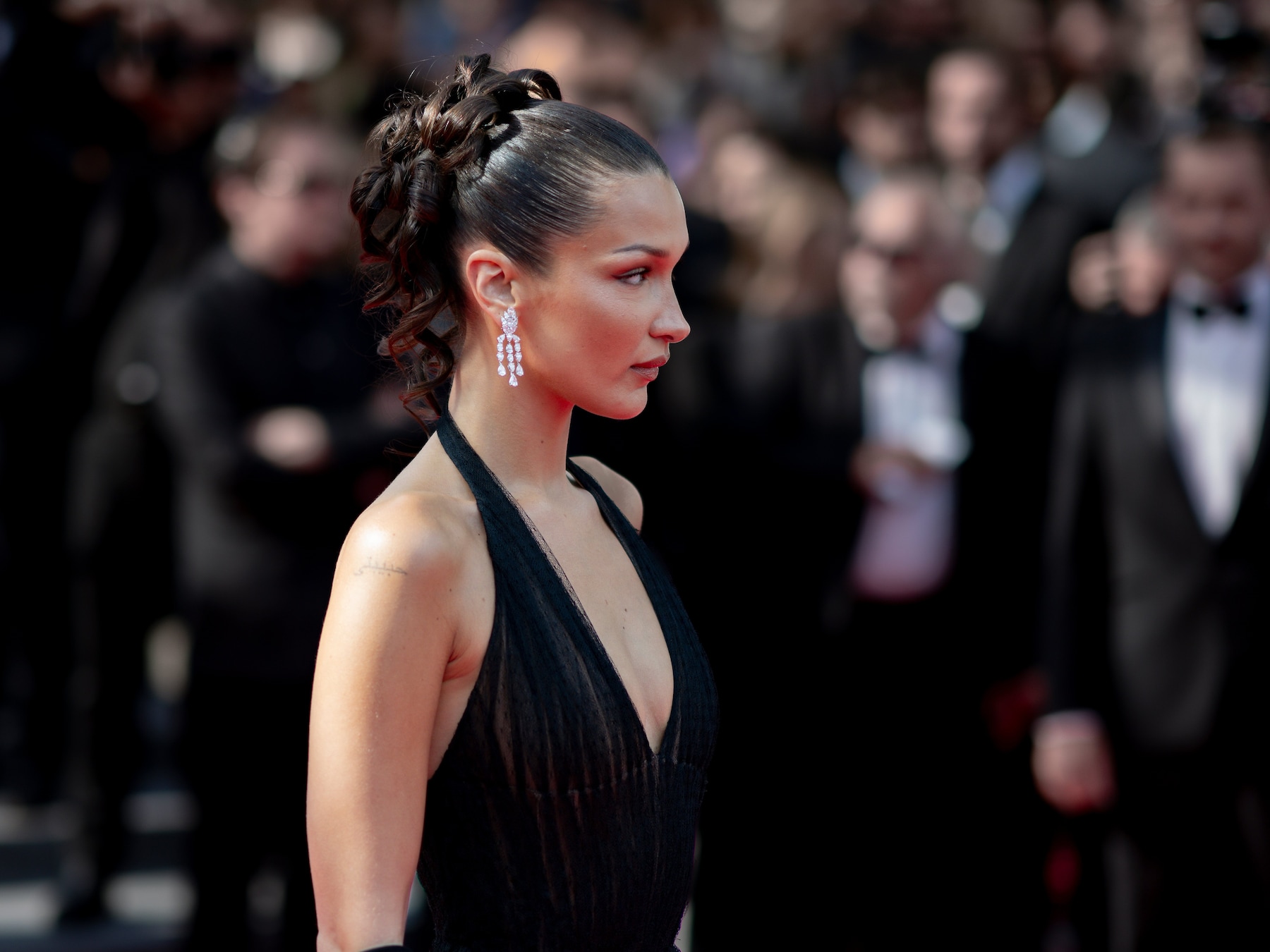 Malade, Bella Hadid partage des photos depuis son lit d’hôpital ...